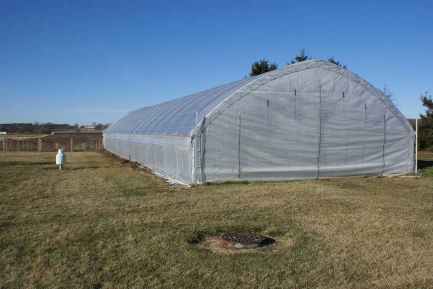 6 Factors To Consider When Constructing High Tunnel End Walls - Growing ...