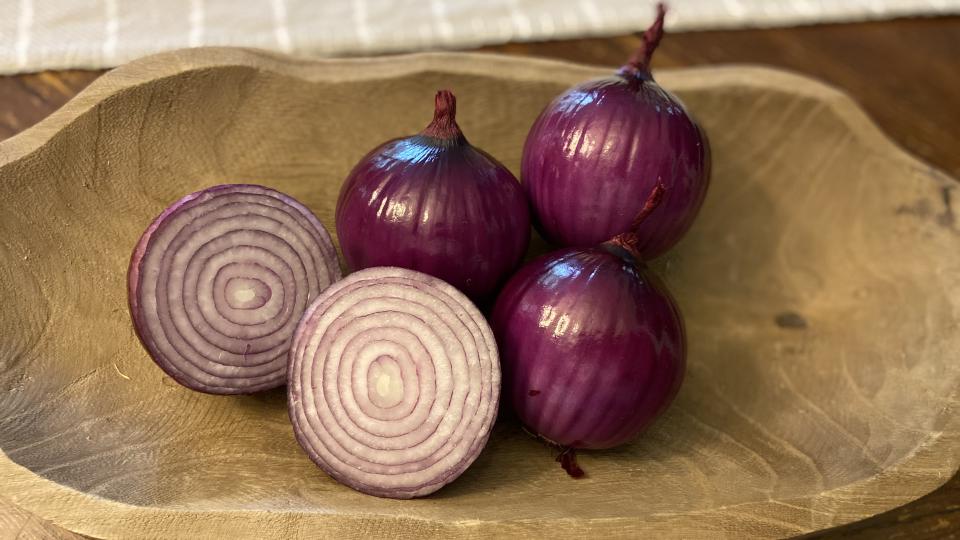 19 Appealing Onion Varieties To Know and Grow - Growing Produce